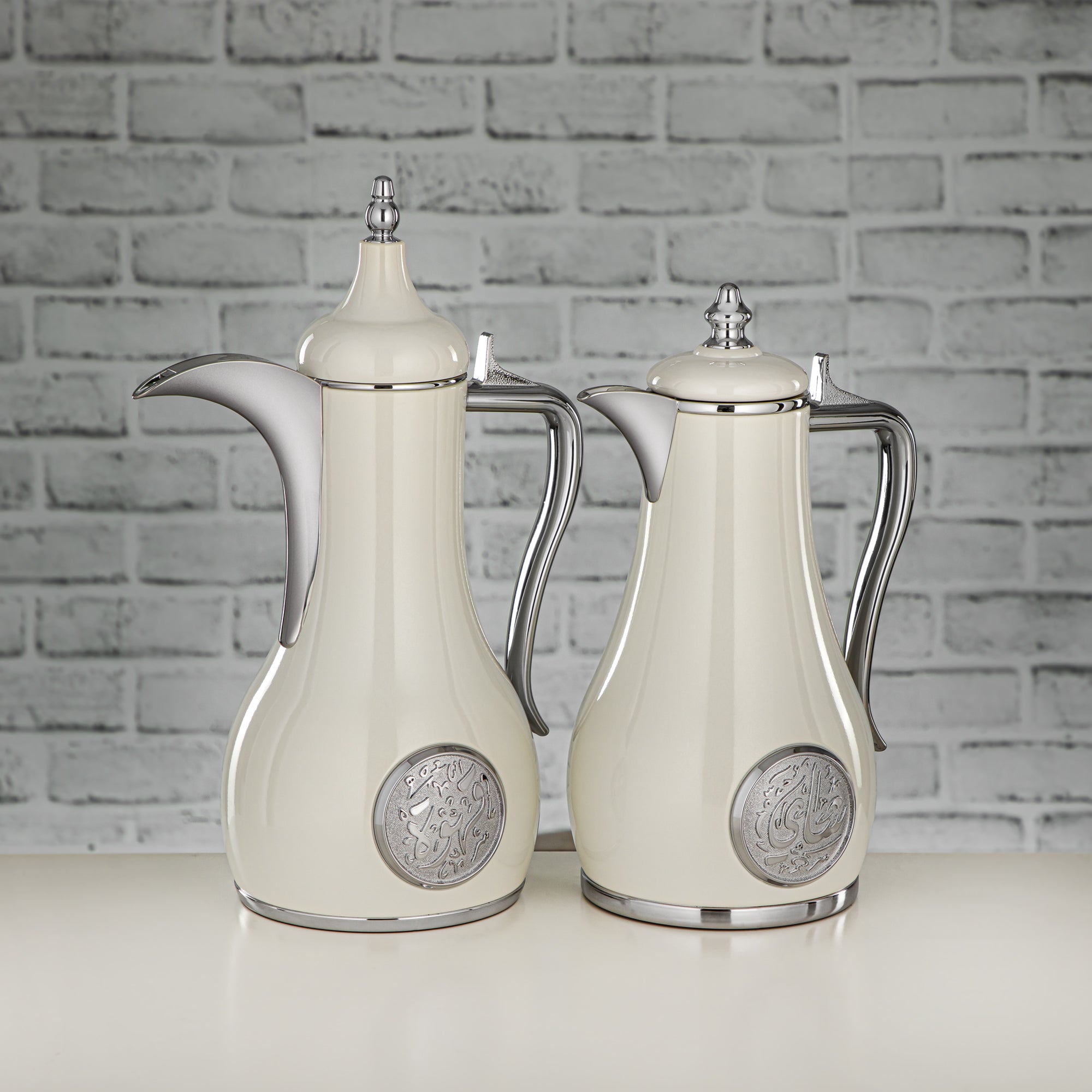 Almarjan Vacuum Flask Set, Push Button - 1L + 1L, Pearl White & Silver